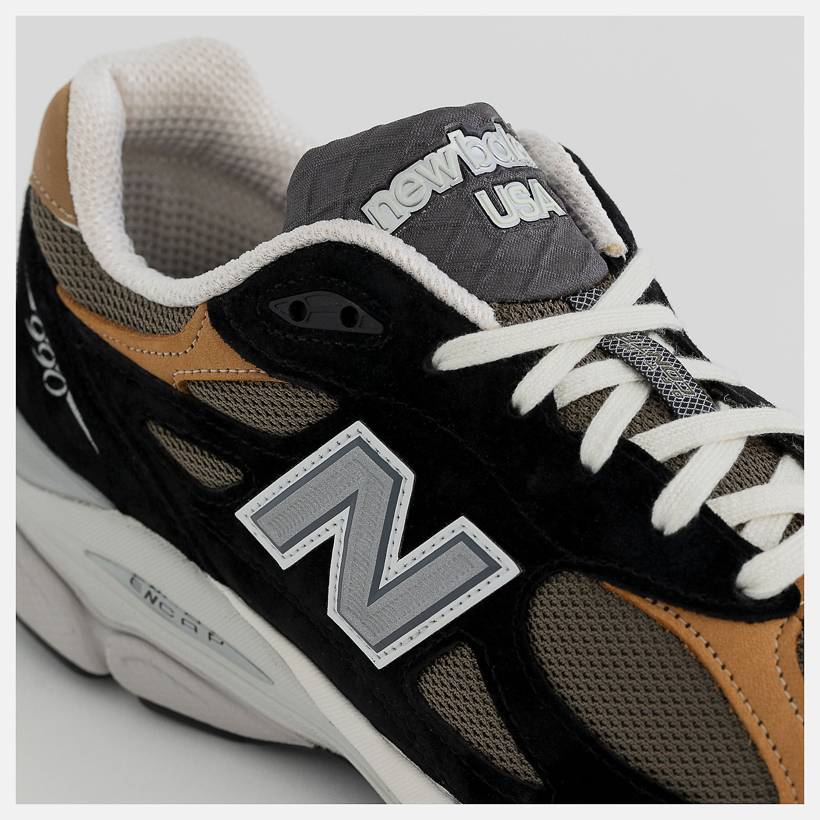 Men's MADE in USA 990v3 Shoes - New Balance Men's MADE in USA 990v3 Shoes - New Balance